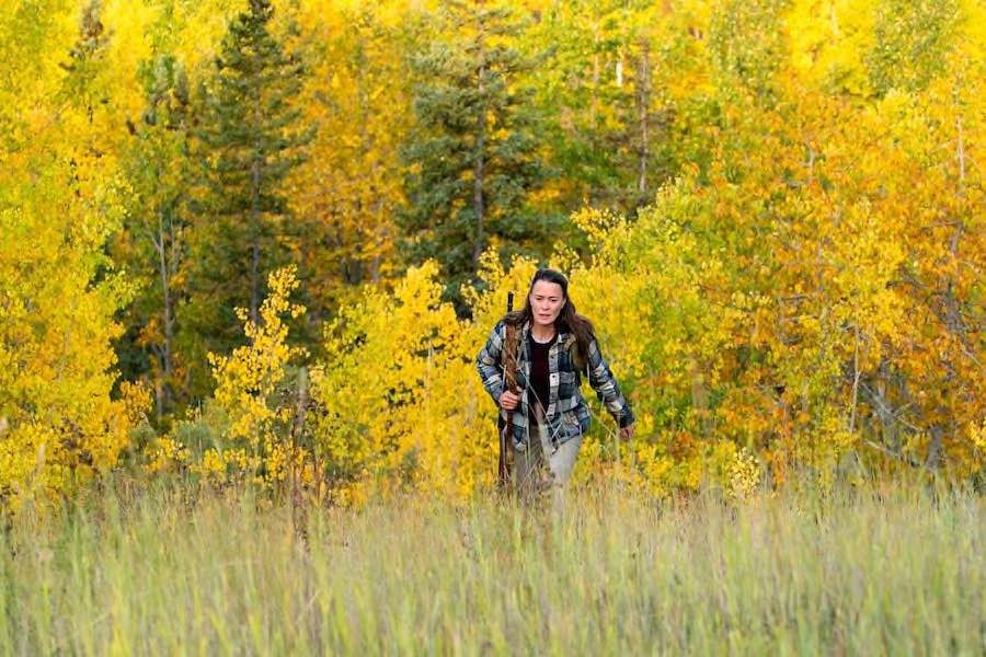 Review: Country (2021) - FilmiTips.Com