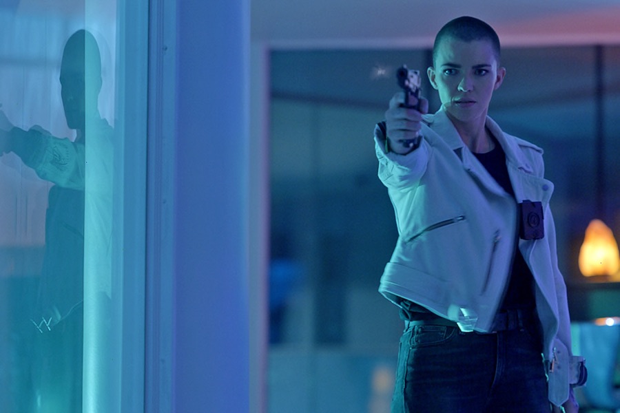 Review: Vanquish (2021) - FilmiTips.Com