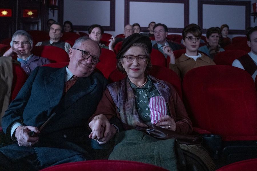 Review: The Duke (2020) - FilmiTips.Com